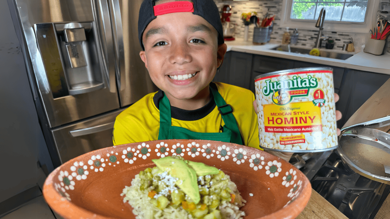 Hominy Green Revoltijo - #HominyWaysToShare